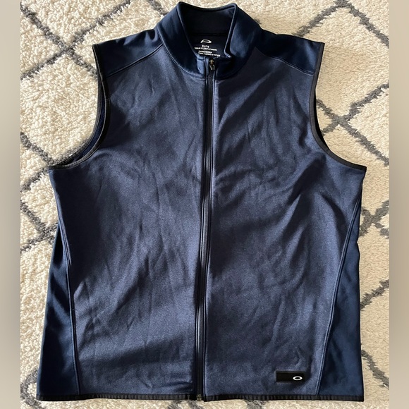Oakley | Jackets & Coats | Mens Oakley Golf Range Vest | Poshmark